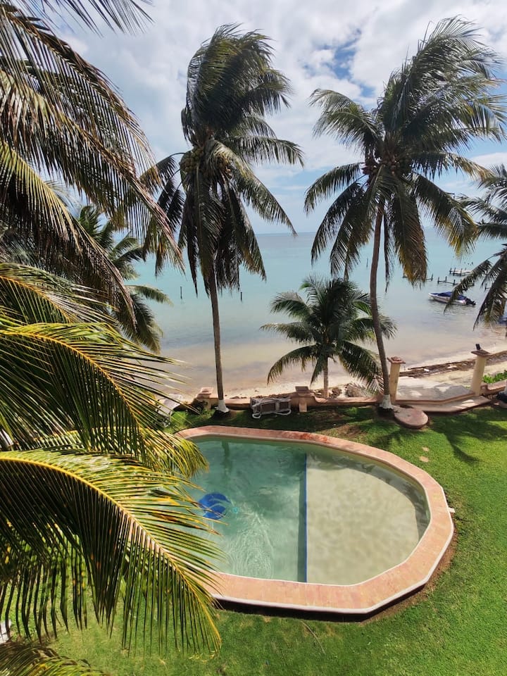 Departamento Dos Pisos Frente Al Mar - Isla Mujeres