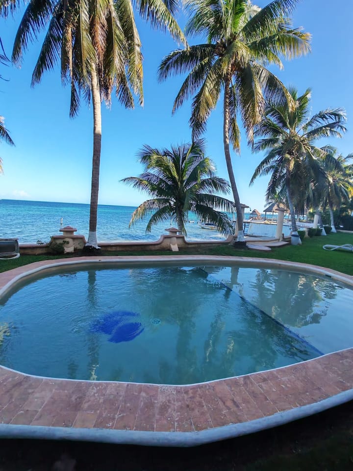 Departamento Dos Pisos Frente Al Mar - Cancún
