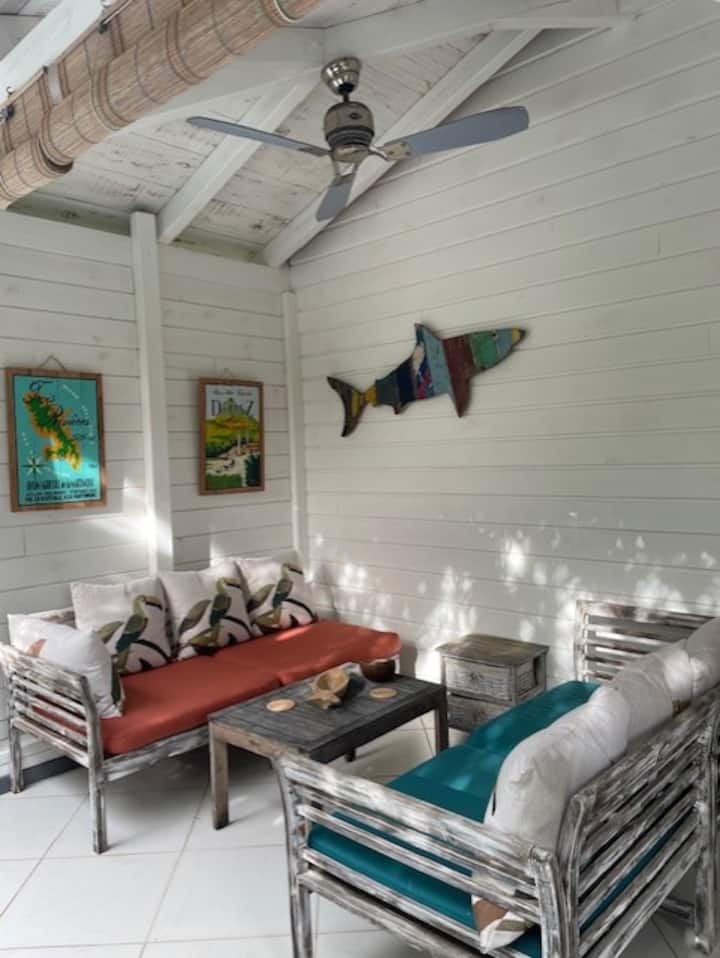 Bungalow ÎLéen Singulier Avec Spa Privé - Martinique