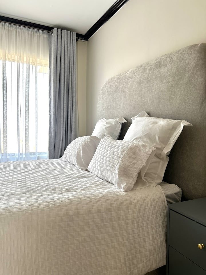 Truvela Stays|1-bedroom|wi-fi| Pool|free Parking| - Centurion