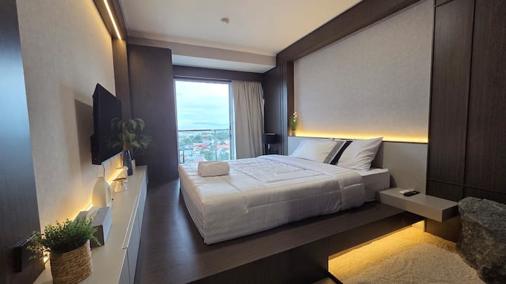 Executive Studio Fast Wifi - Modern Comfort - Bandung