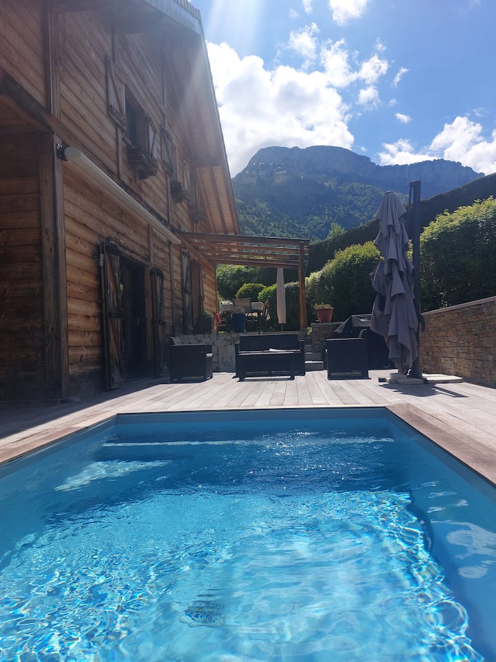 Beau Chalet Entre Lac Et Montagne - Talloires-Montmin