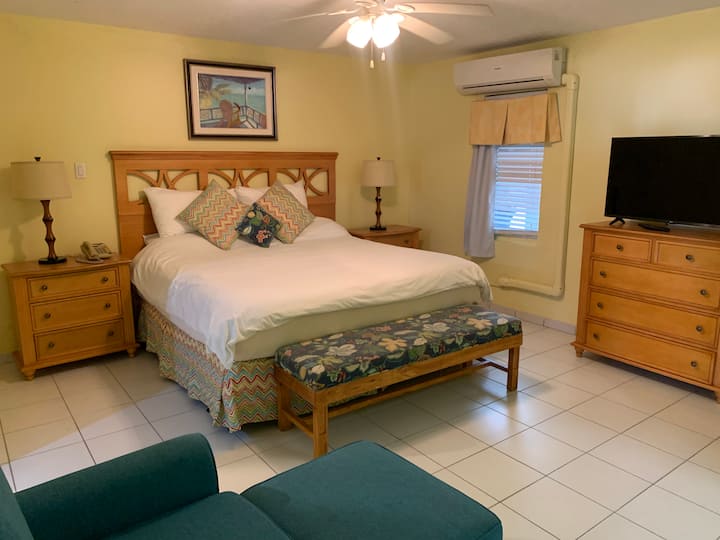 Condomínio à beira-mar em Simpson Bay, SXM - 2BR/2BA - Apartamentos ...