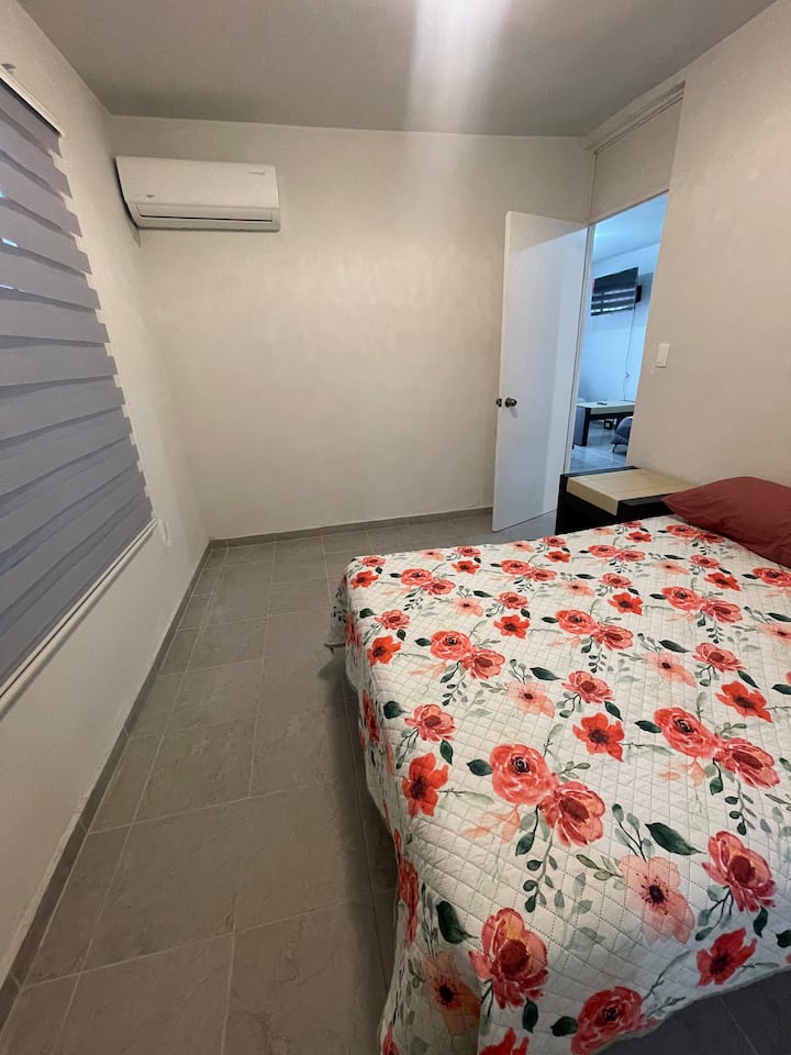 Depto. Cómodo Y Limpio Ideal Estancias Cortas - Monterrey