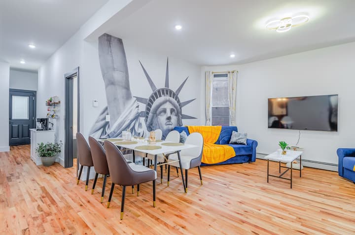 Lady Liberty - Manhattan, NY