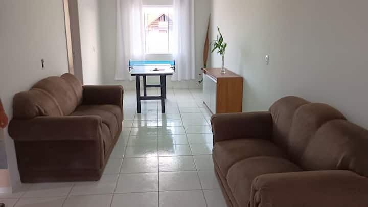 Sobrado Com 4 Quartos, Ar Condicionado E Piscina - Itapoá