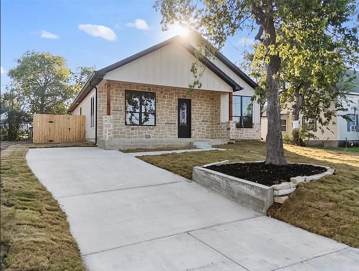 Stonewood Cottage | Magnolia/baylor/downtown Waco - Waco, TX