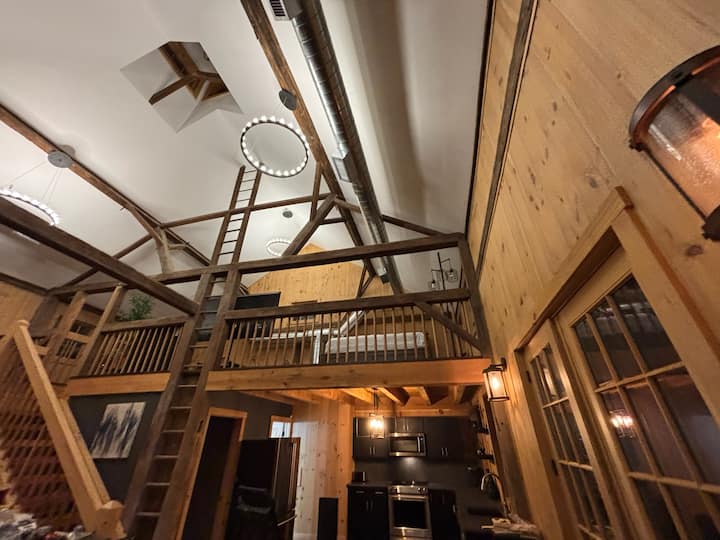 Spacious Barn House Experience! - Bethlehem, PA