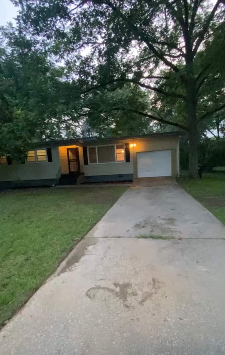 Quiet Neighborhood - Leeds, AL