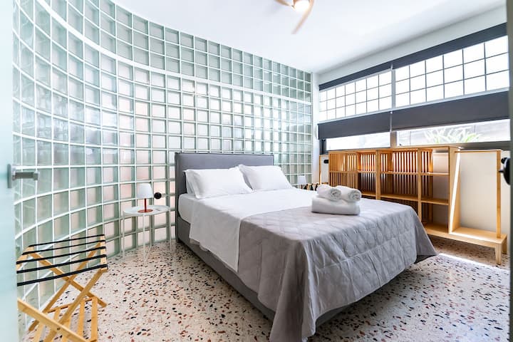 Glass Nest ΑThens | Renovated 67m² Apartment - Athen