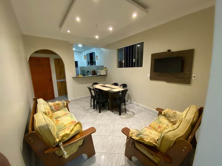 Casa Grande, ÁRea Gourmet, Parquinho 1,1km Centro - Aparecida