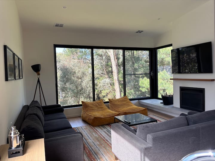 Waldhutte Your Enchanting Forest Retreat - Daylesford