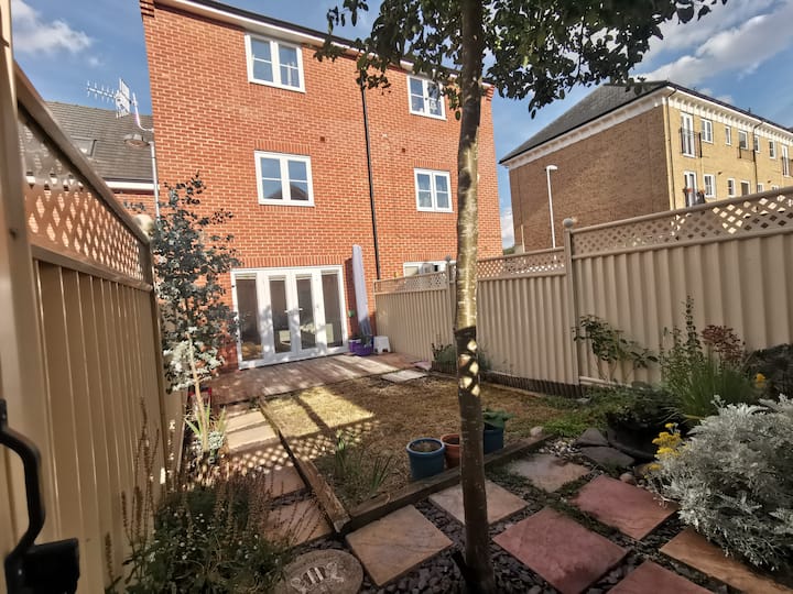 Bright 4br Family Retreat Mins From Harry Potter - Watford