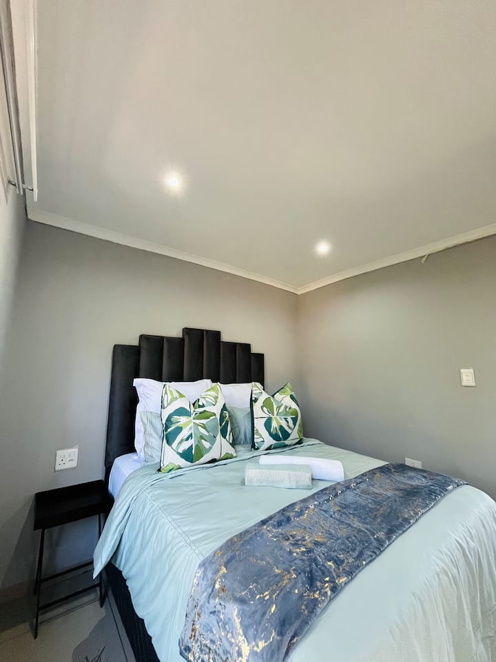 Modern 1 Bedroom Apartment In Mthatha - Mthatha