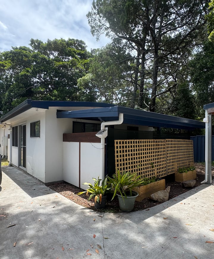 Spacious Guesthouse In Suffolk Park - Byron Bay
