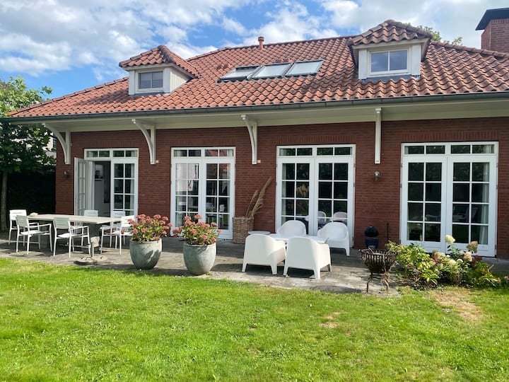 Landhuis Met Open Haard In Landelijke Omgeving - Hengelo