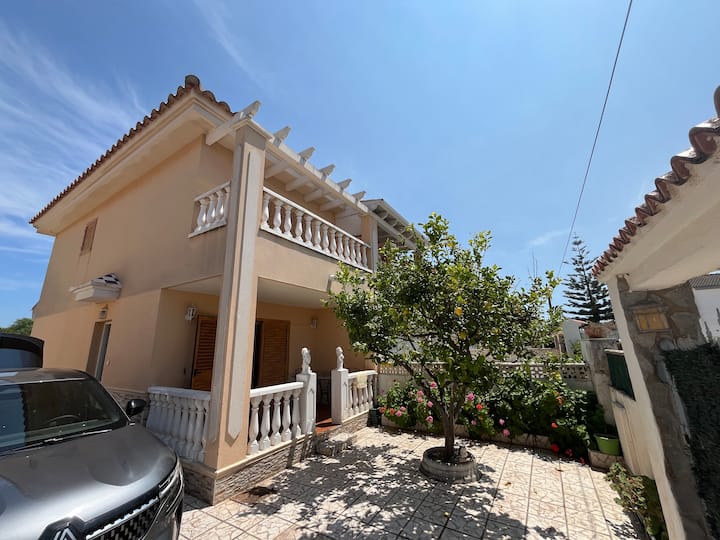 Desconexión Y Descanso, Junto Al Mar. - Benicarló