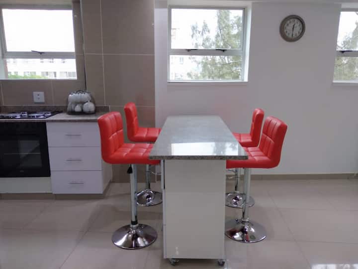 Beach Flat In Durban North - Durban