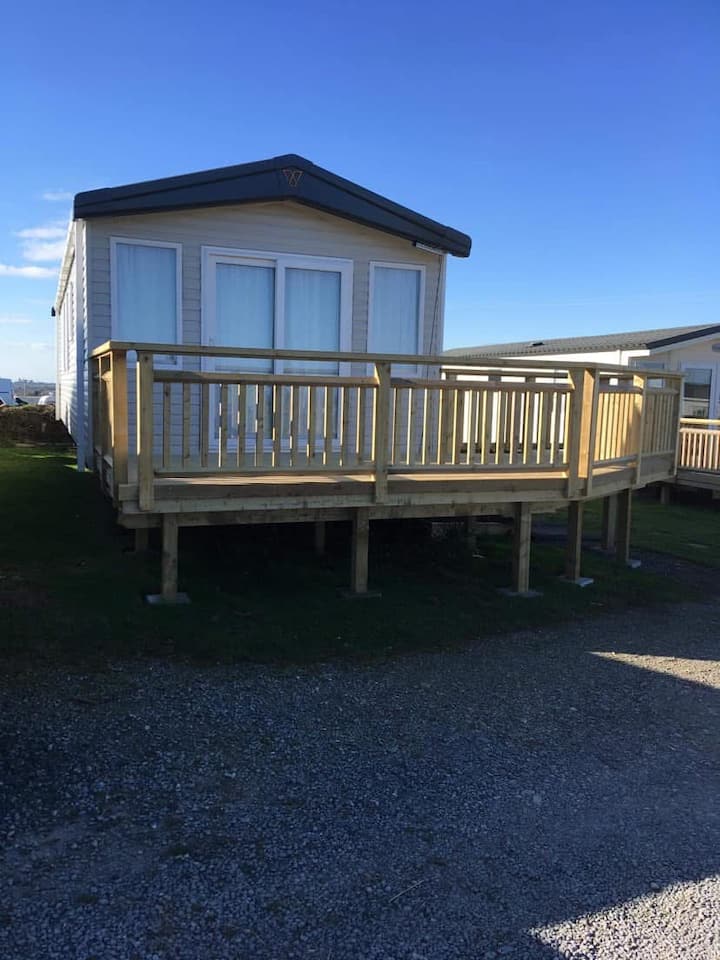 Modern Static Caravan
Adorable Comfort - Tenby