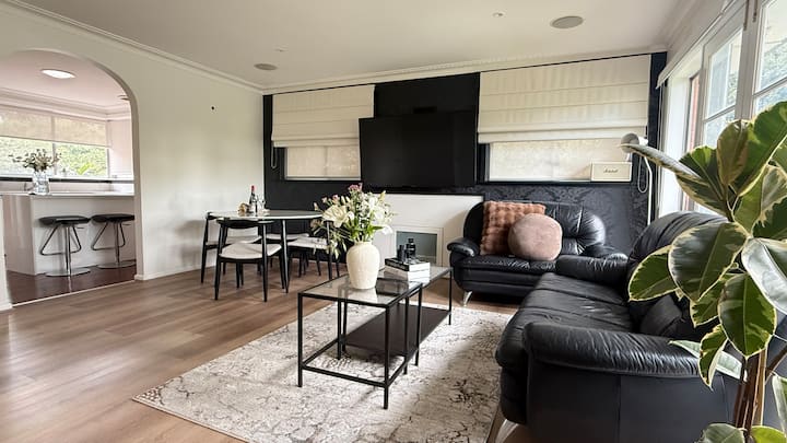 The Wantirna Retreat - Mitcham