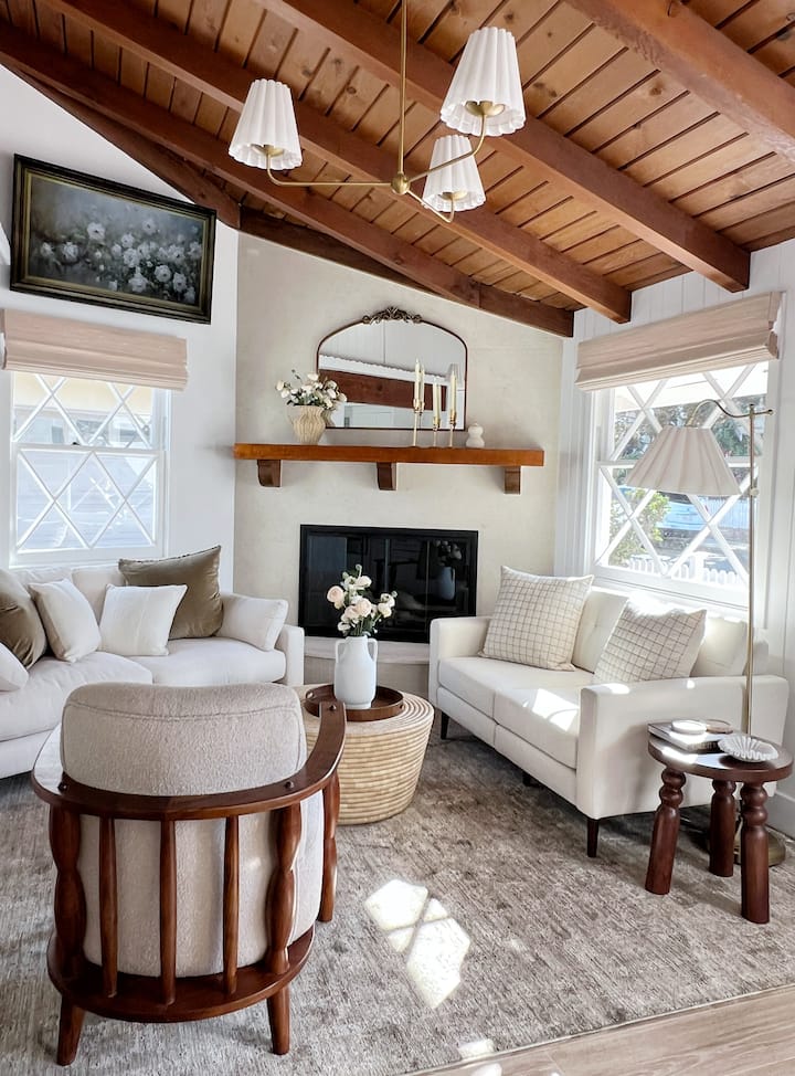 New Charming Luxury Cottage Steps To Beach + Bay - Newport Beach, CA