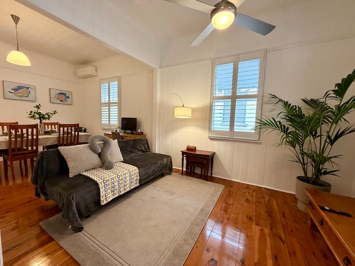 Charming Inner-city Home｜near Gabba, River & City - Windsor, Australia