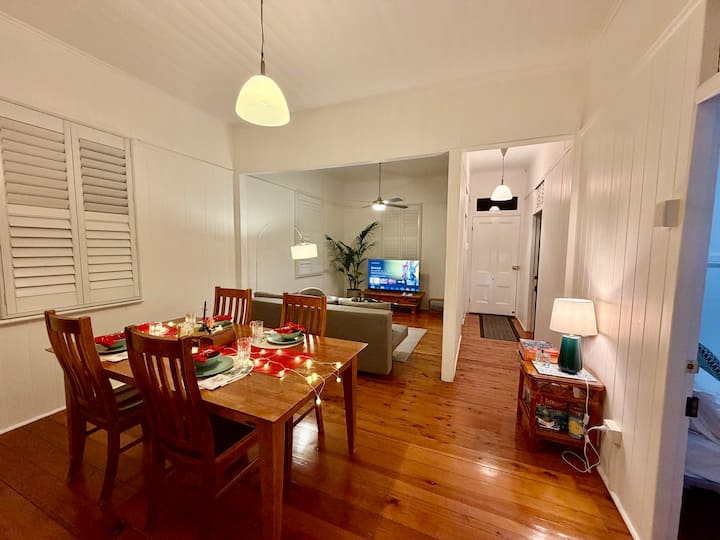 2-min Walk To Gabba, Macca’s & Kfc, Cafés & River - Brisbane