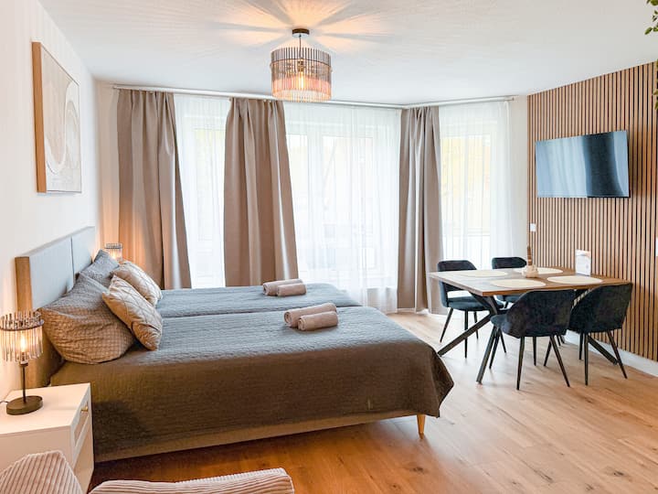 Moin Apartments - Balkon & Parkplatz, Wifi Und Tv - Hambergen
