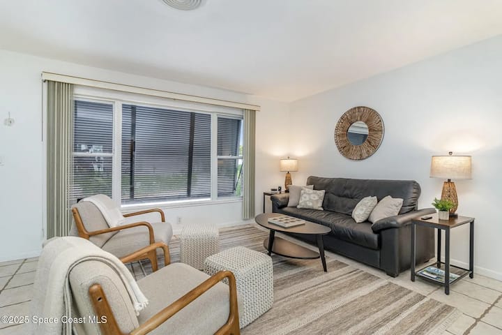 Canal Home In The Heart Of Cocoa Beach - Cocoa Beach, FL