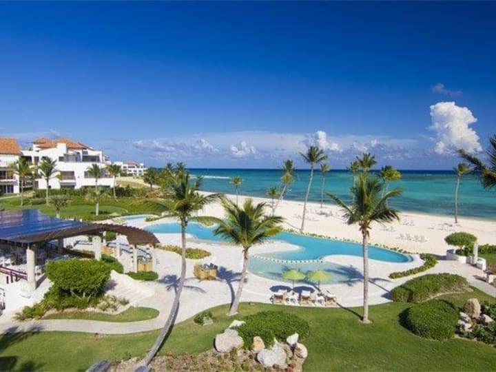 New Apt+beachfront+ Pool+wifi+ac+laundry+ @Capcana - Punta Cana