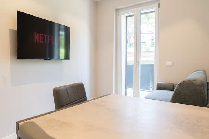 Il Giglio Apartment 2 (Parking) - Sirmione