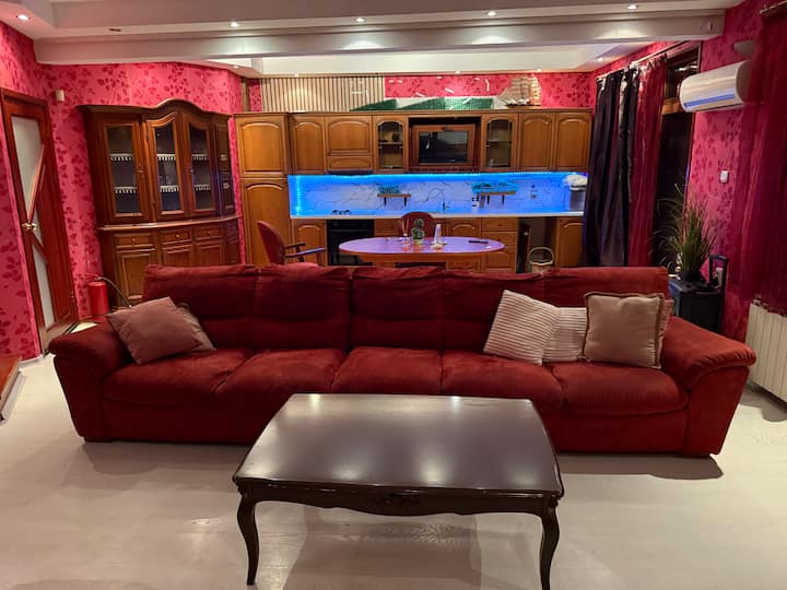 Топ имот !  Къща - самостоятелна ! - Ruse