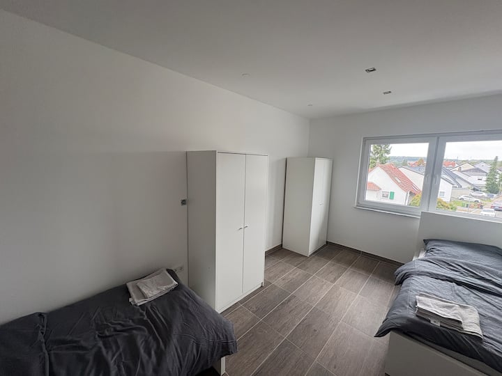 Nice 2 Bedroom Apartment In Frankfurt/maintal - Maintal