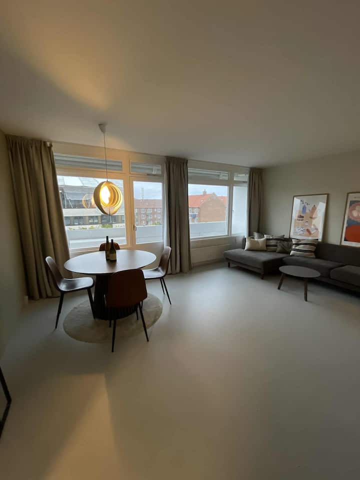 Bright  Apartment Near Metro – Balcony & Elevator - Copenhague