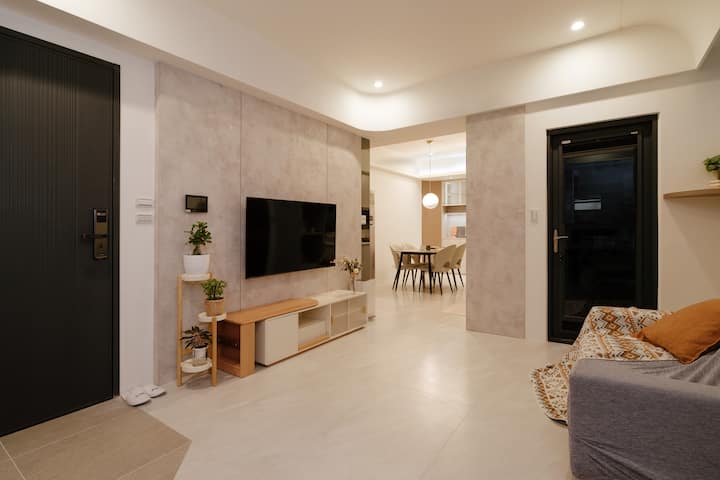 沐時寓 Sunlit Haven|巨城4分鐘・整層質感宅|商務・親子・長住 - 新豐鄉