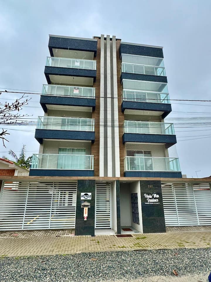 Apartamento De Luxo No Centro Próximo A Praia. - Itapoá