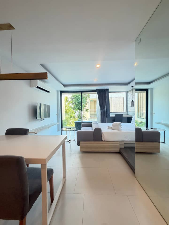 卡伦豪华公寓|阳台浴缸+健身房+泳池度假屋 - Kata Beach