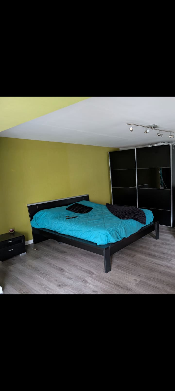 Chambre à Louer Avec Salle De Bain Et Jacuzzi - Mouscron