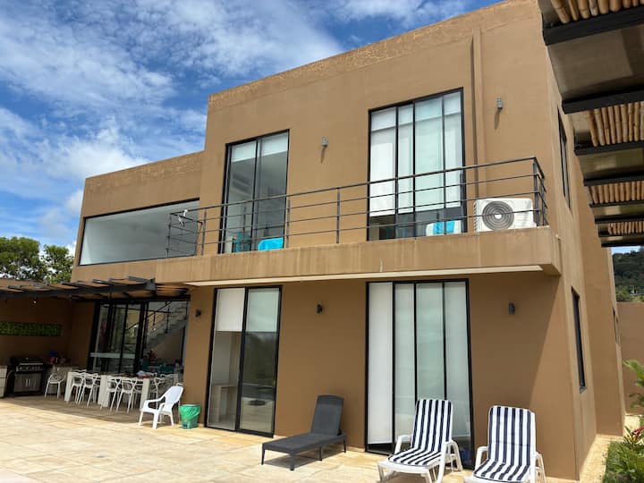 Casa Campestre Pedregal (Guanumby 34) - La Mesa