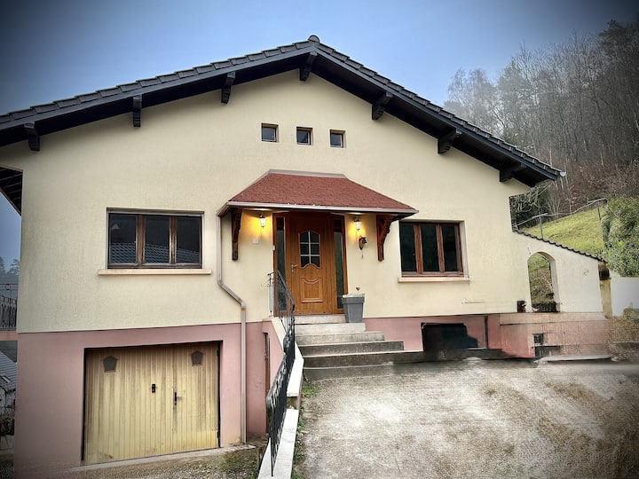 Hébergement Familial Calme – Capacité 10 Personnes - Moselle