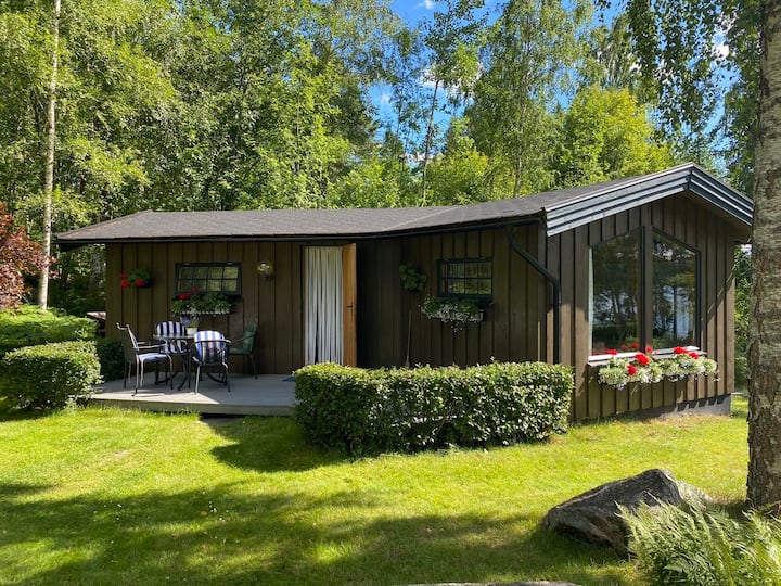 Lake House With Lake View In Idyllic Mastvika - Arvika