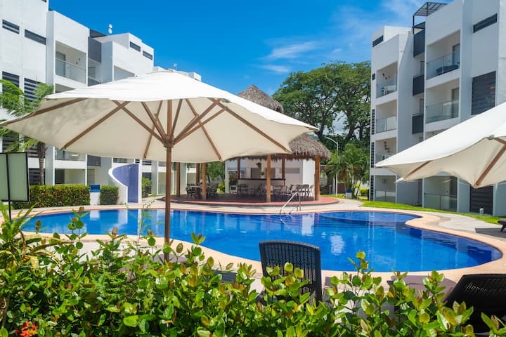 Alberca Y Ubicación Top Departamento En Las Ceibas - Manzanillo, Colima, Mexico