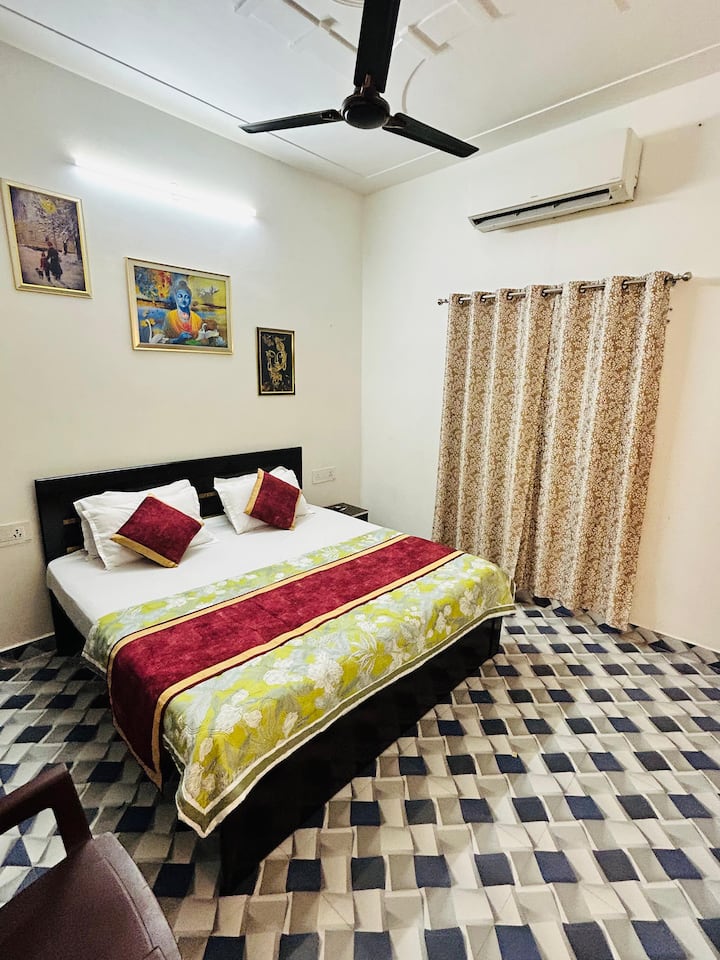 Siyaram Niketan Homestay (S4). - Ayodhya