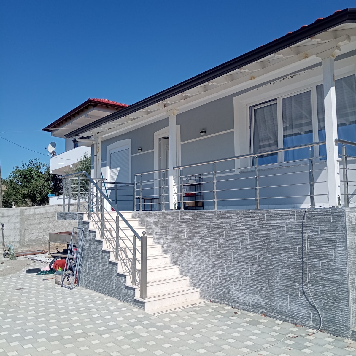 I offer a double room with single beds. - Houses for Rent in Alltata ...