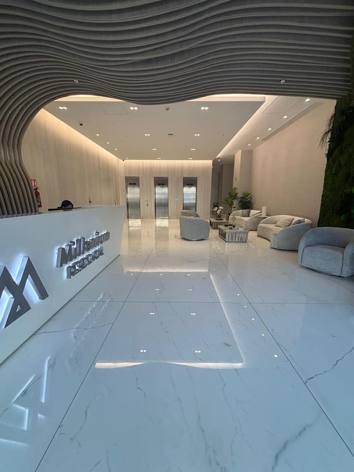 Depa Moderno Para 6 Cine · Piscina · Gym · Kennedy - Ecuador