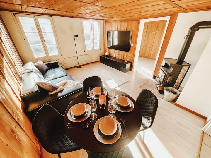 -The Urbanist- Cozy Free Parking Fast Wifi - Interlaken