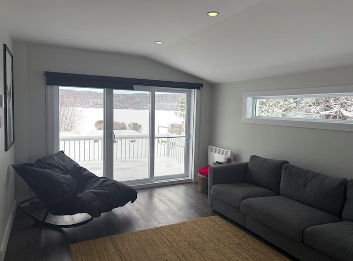 Au Pied Du Pinacle! Chalet Privée Sur Le Lac - Coaticook