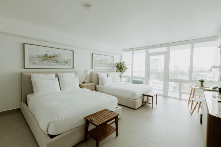 Elegant Studio With Ocean Views • Isla Verde Beach - Puerto Rico