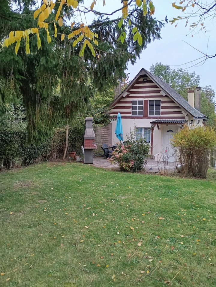Gîte Des Pins Pour 3 Et 4 Personnes - Aumale