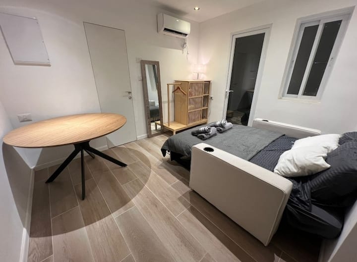 פנינת אליעזרי - Jerusalem